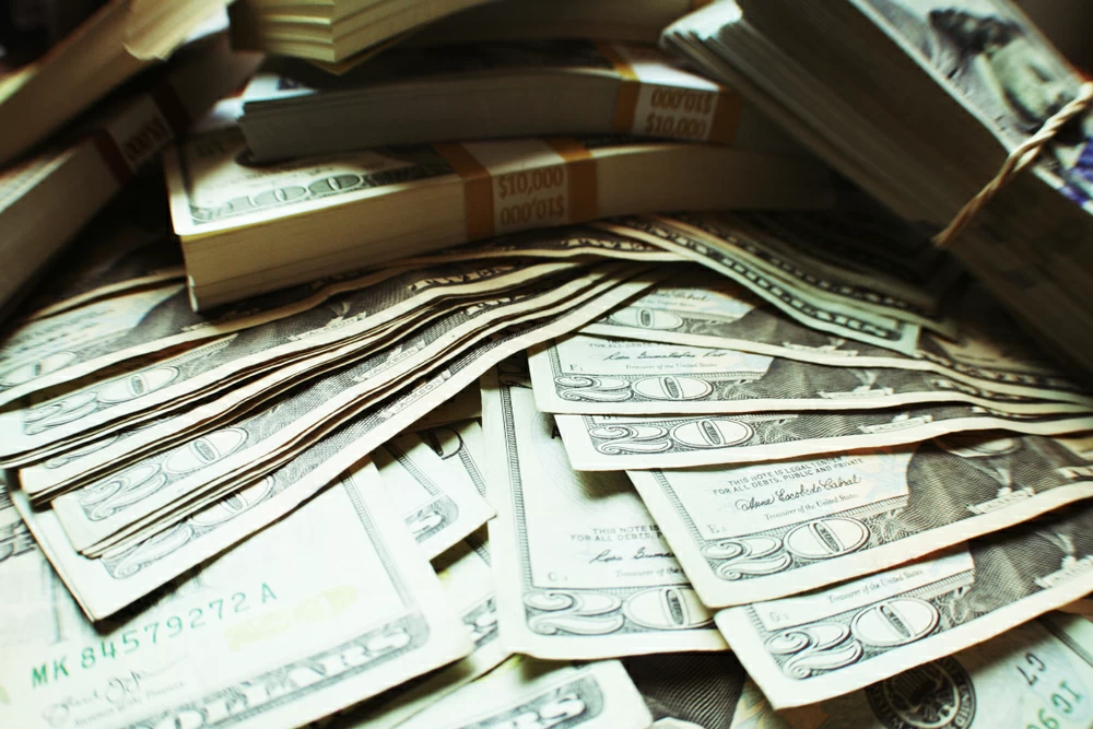 How To Invest 1 Million Pounds 2023 Complete Guide RWinvest how-to-invest-1-million-pounds-2023-complete-guide-rwinvest